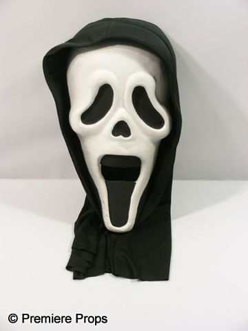 Scream 4 - Scream 4 Ghostface Killer Robe Movie Props #1 Movie Props ...