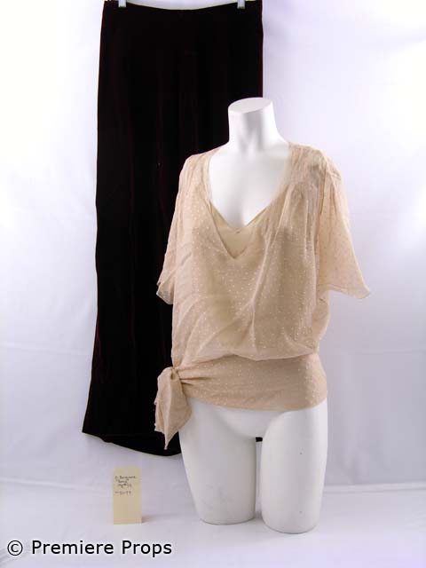 Hollywood Backlot - Duplex Nancy (Drew Barrymore) Hero Movie Costumes ...